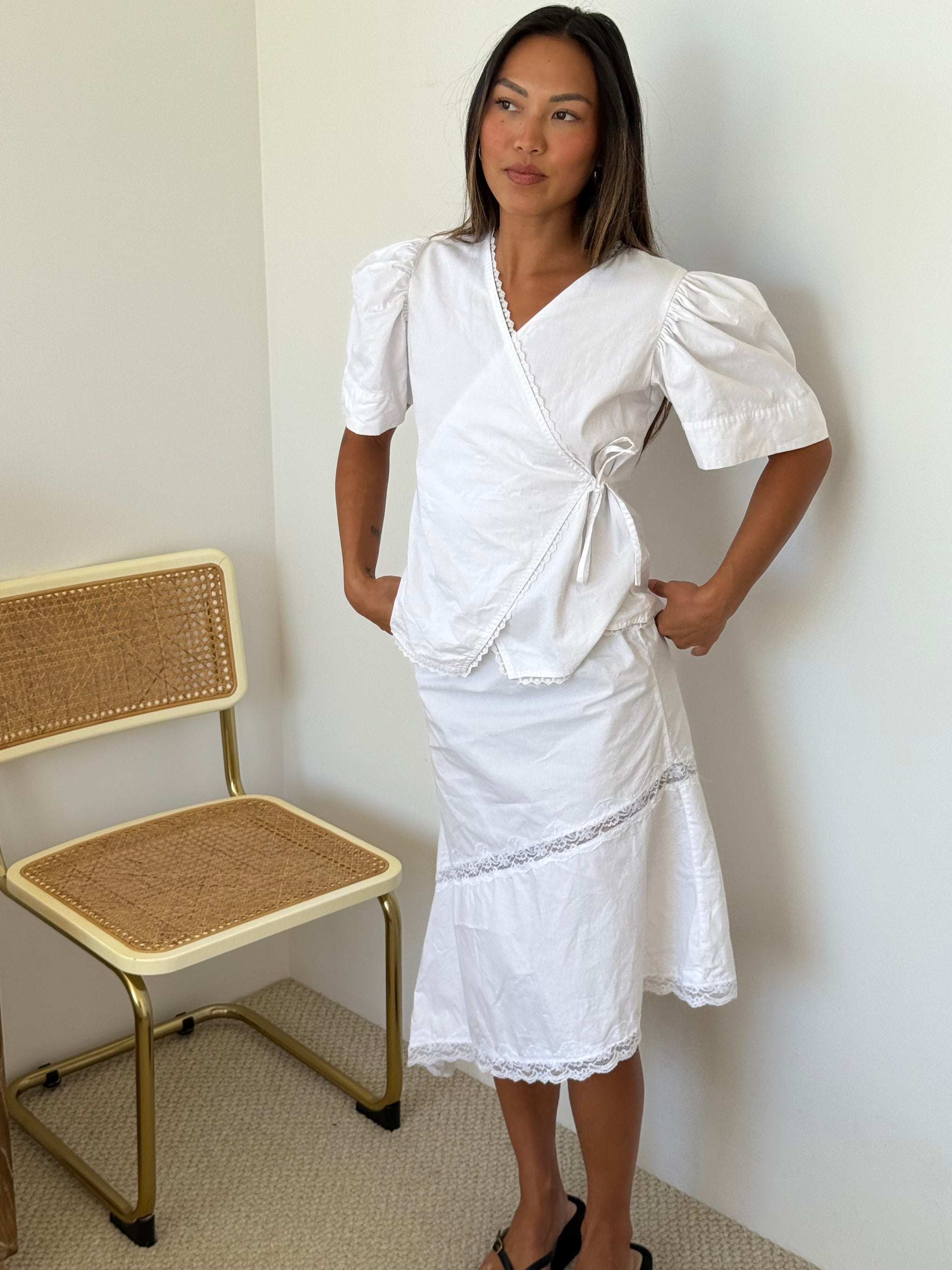 the minnie top ivory – IN YOUR TWENTIES